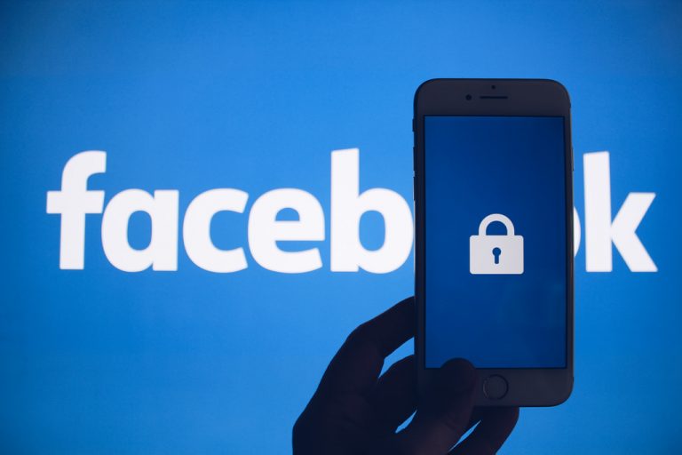 Facebook Safety Tips to Keep YourSelf Safe. - Random Tools Blog
